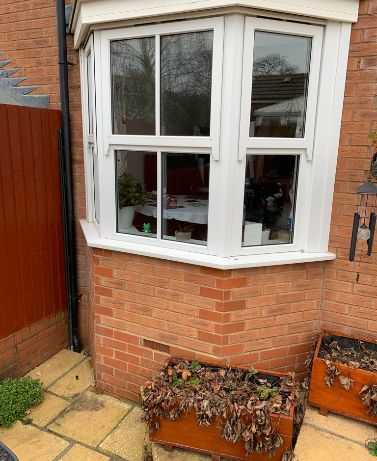 3 sided bay window with dummy sliding sashes. The customer wanted to ...
